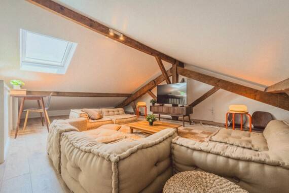 Logement en colocation pour 18 personnes de 285m² Paris | Studapart